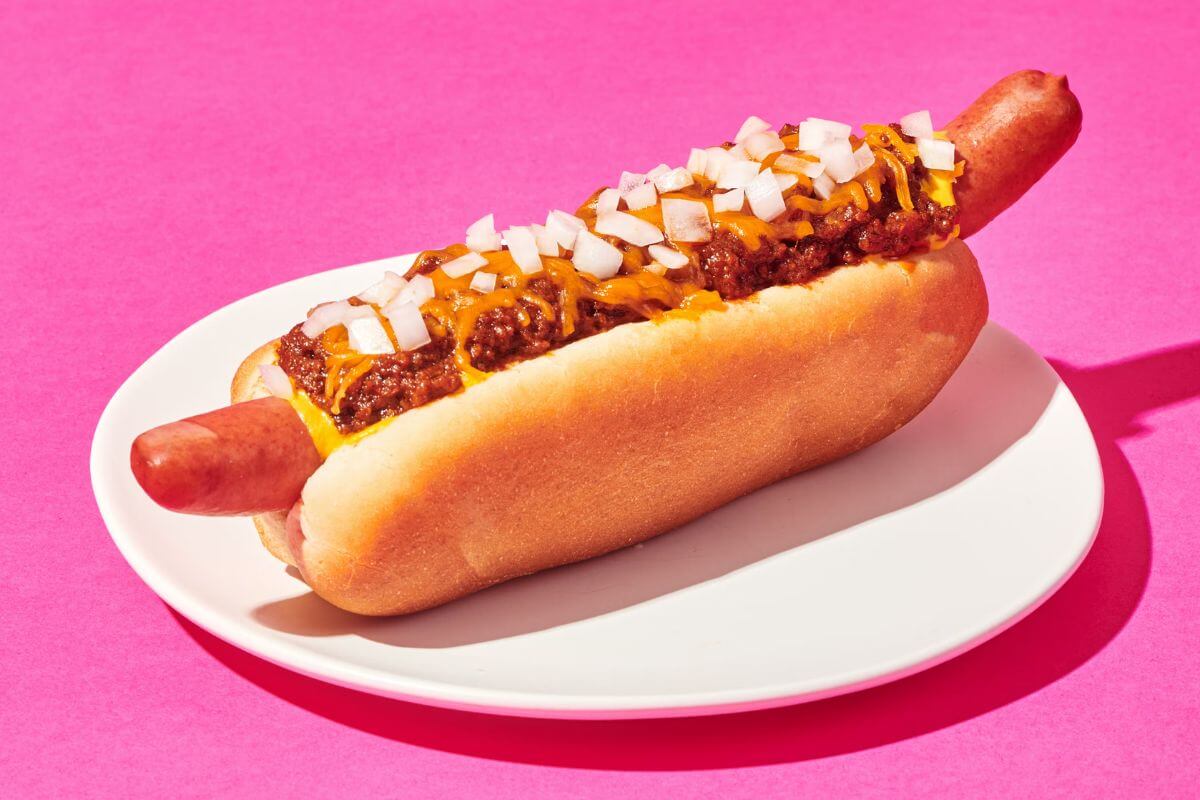 Bánh Mì Hot Dog Chili: Bùng Nổ Vị Giác Với Công Thức Xúc Xích Cay Kiểu ...
