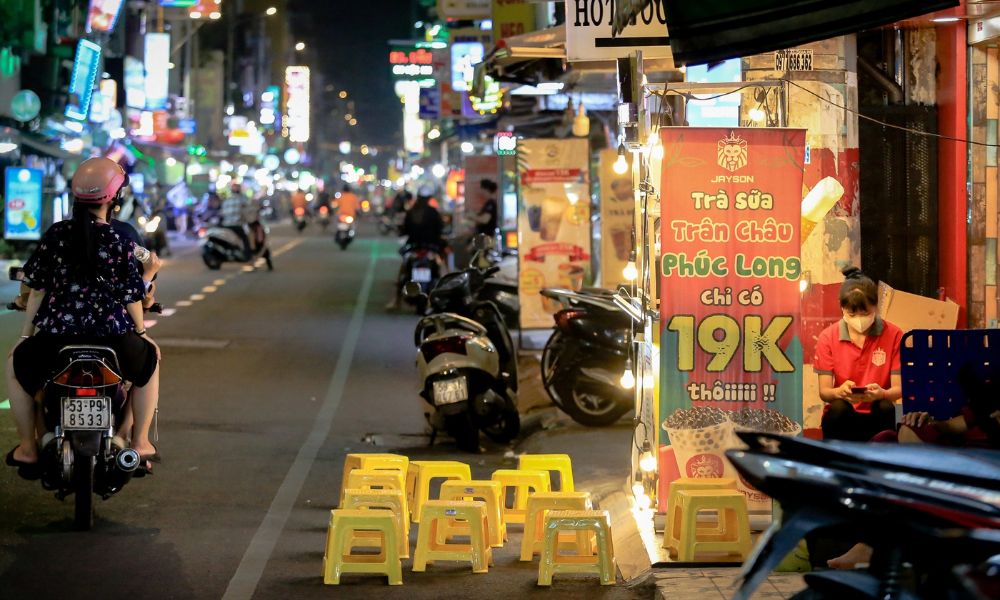 Vì Sao Việt Nam Vẫn Loay Hoay Để Làm Sống Dậy Màn Đêm Sau 10 Giờ Tối ...